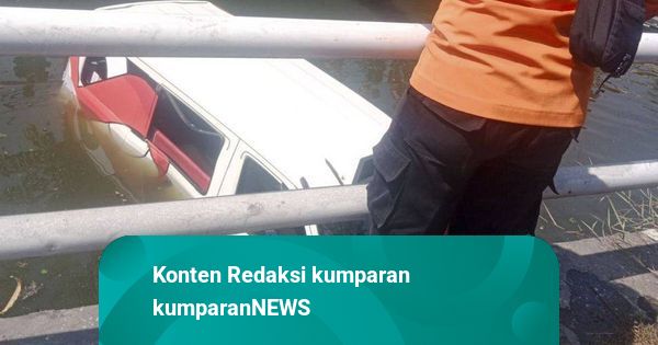 Angkutan Wara Wiri Surabaya Bawa 4 Orang Terjebur ke Sungai | kumparan.com